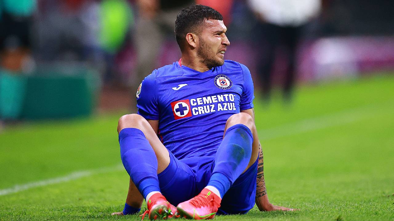 Revelan las condiciones en las que Juan Escobar se irá de Cruz Azul