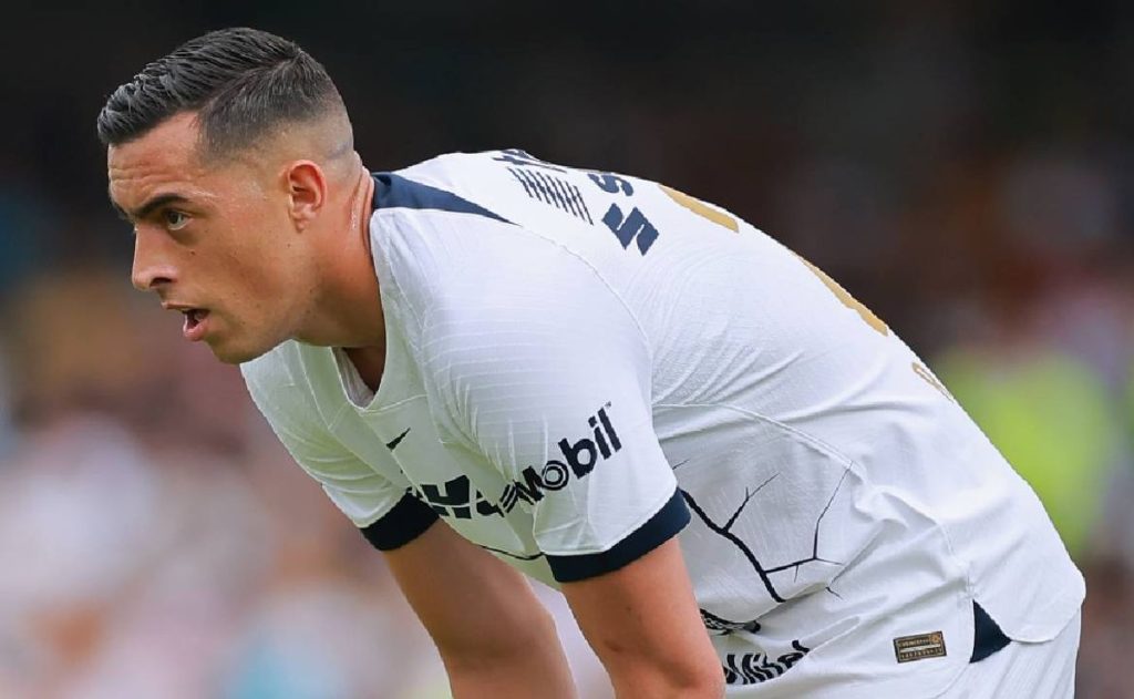 Camión de Pumas sufre insólito percance en San Luis previo al partido