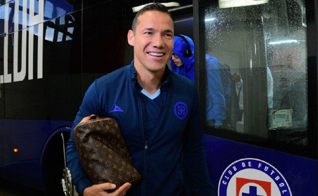 Jesús Dueñas sorprende con su cambio físico tras salir de Cruz Azul