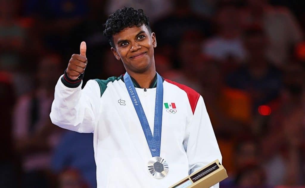 Prisca Awiti: La medalla de plata más económica de México - JuanFutbol