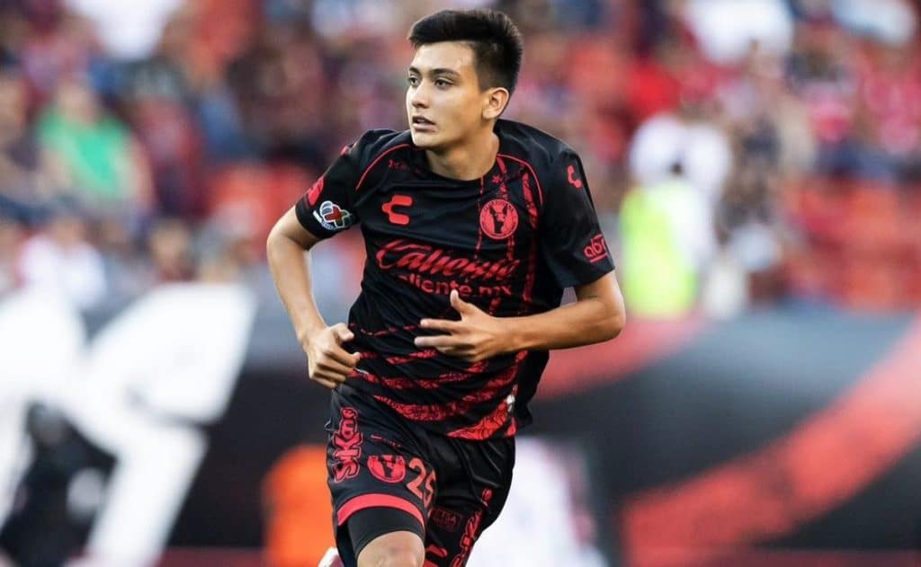 Gilberto Mora de Xolos de Tijuana se convirtió en el tercer debutante ...