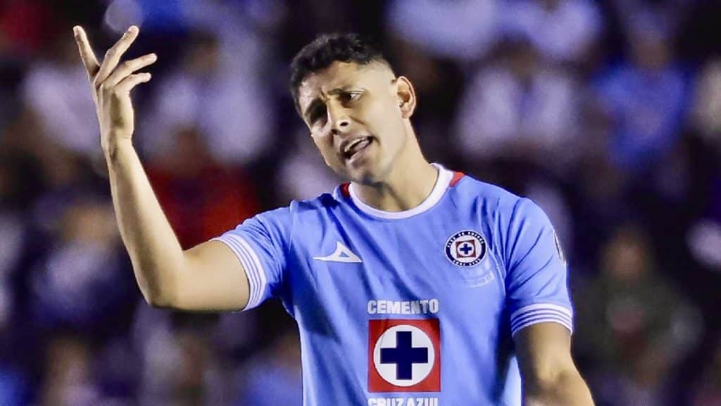 Revelan sentir de Luis Romo con Cruz Azul tras sonar para Chivas - Juanfutbol