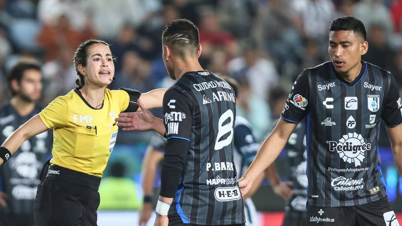 Katia Itzel García: la inspiradora historia de la arbitra de la Liga MX