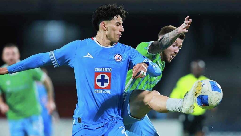 La lesión que nadie vio en el Cruz Azul vs Seattle Sounders - Juanfutbol