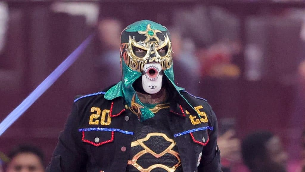 El secreto del traje de Penta en WWE - Juanfutbol