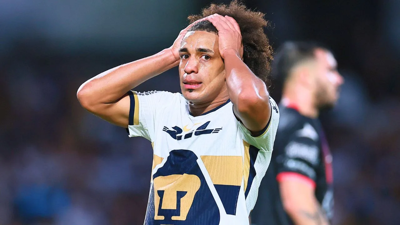 Coco Carrasquilla sería culpable del pleito en el Pumas vs Juárez ...